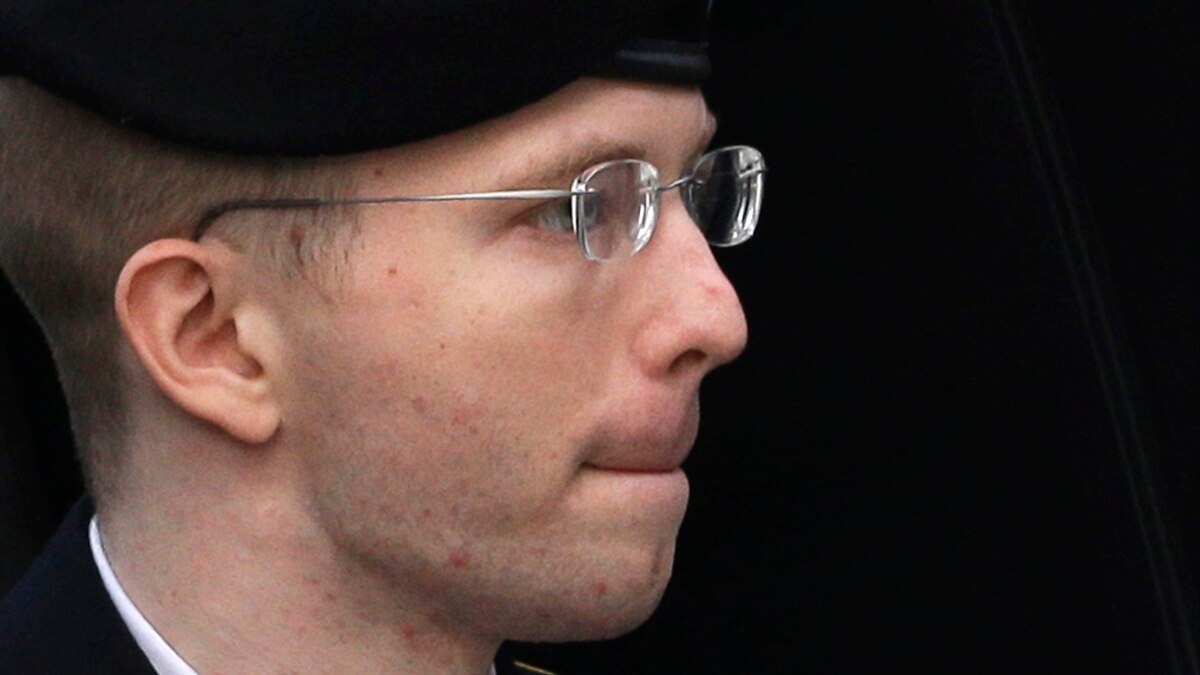 Bradley Manning Sentenced to 35 Years for Espionage