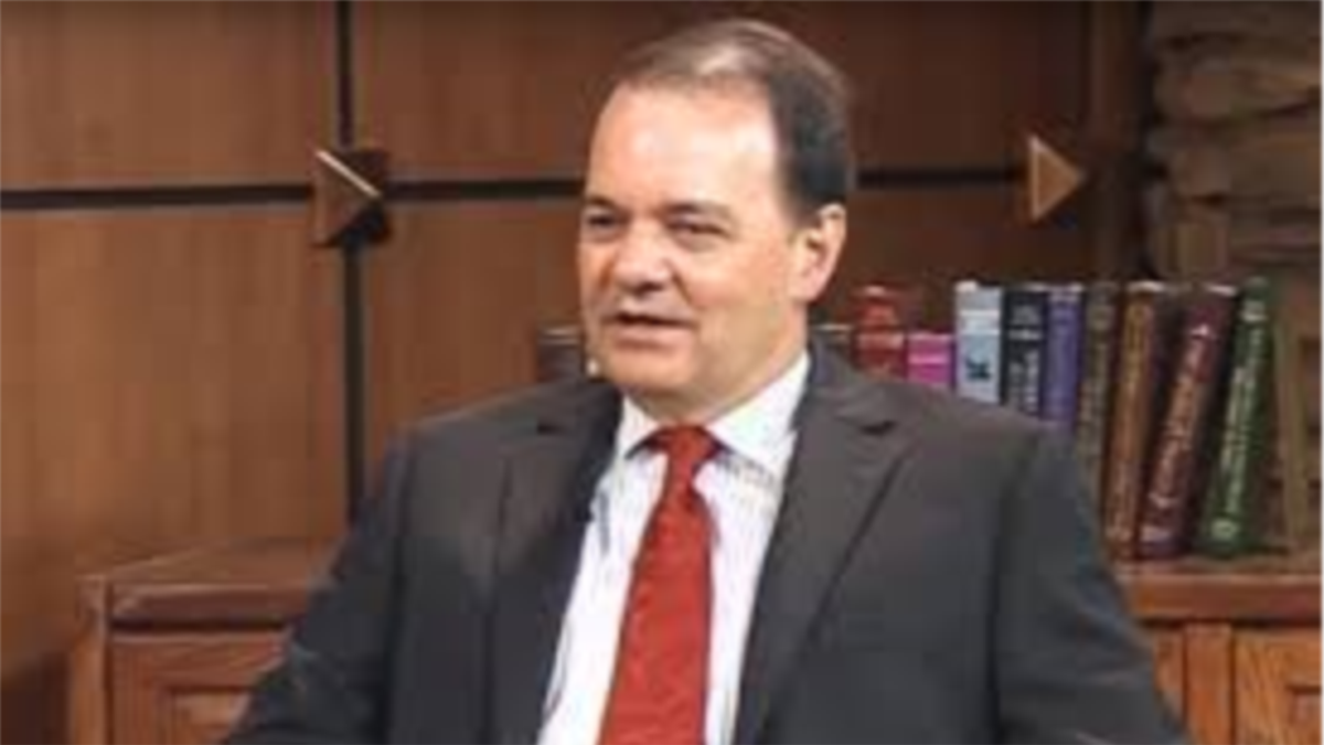 Robert Macaulay dialoga sobre la inédita campaña electoral en EE.UU.