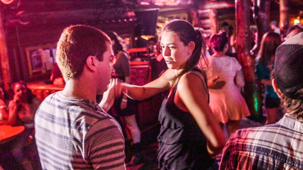 Two-Step Dancing with Ghosts at Arizona Club