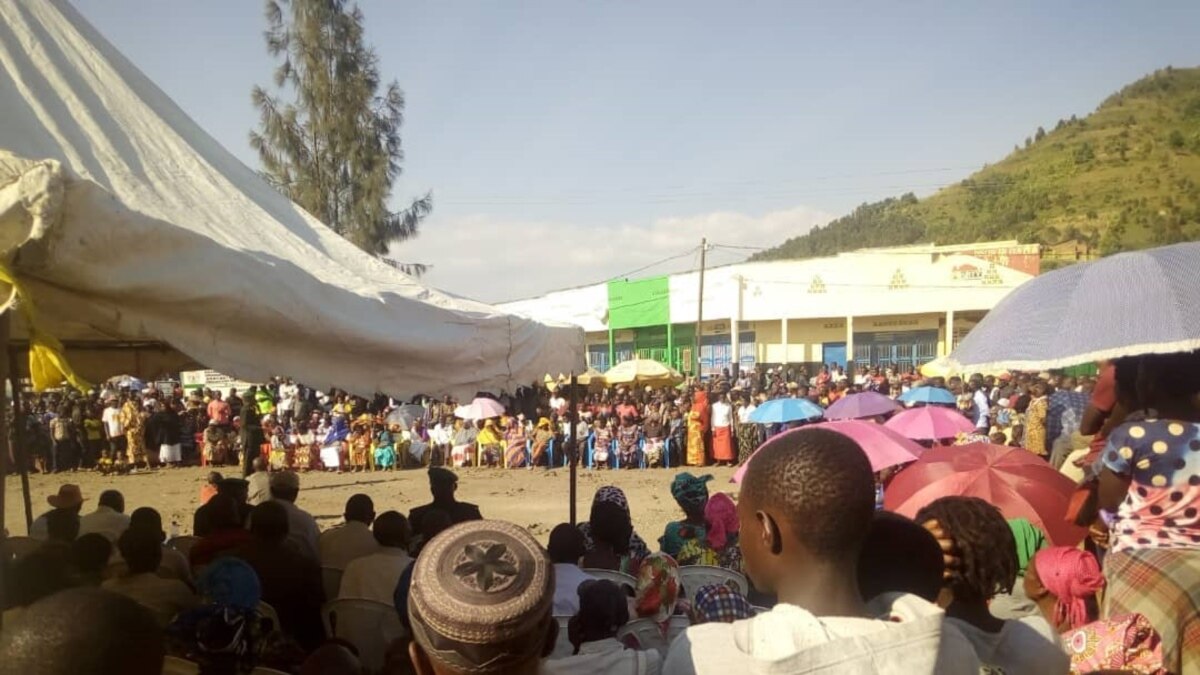 RWANDA: Ingabo Zasabye Abatuye Rubavu na Nyabihu Kuba Maso