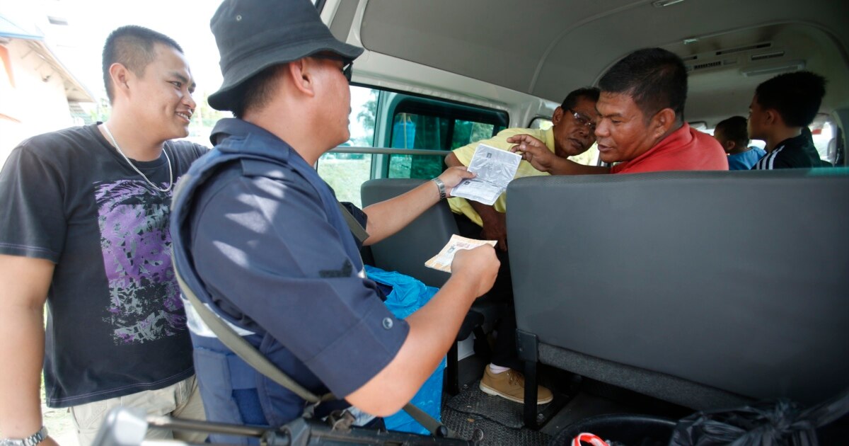 Philippines Seeking Peaceful Solution to Malaysian Sabah Conflict