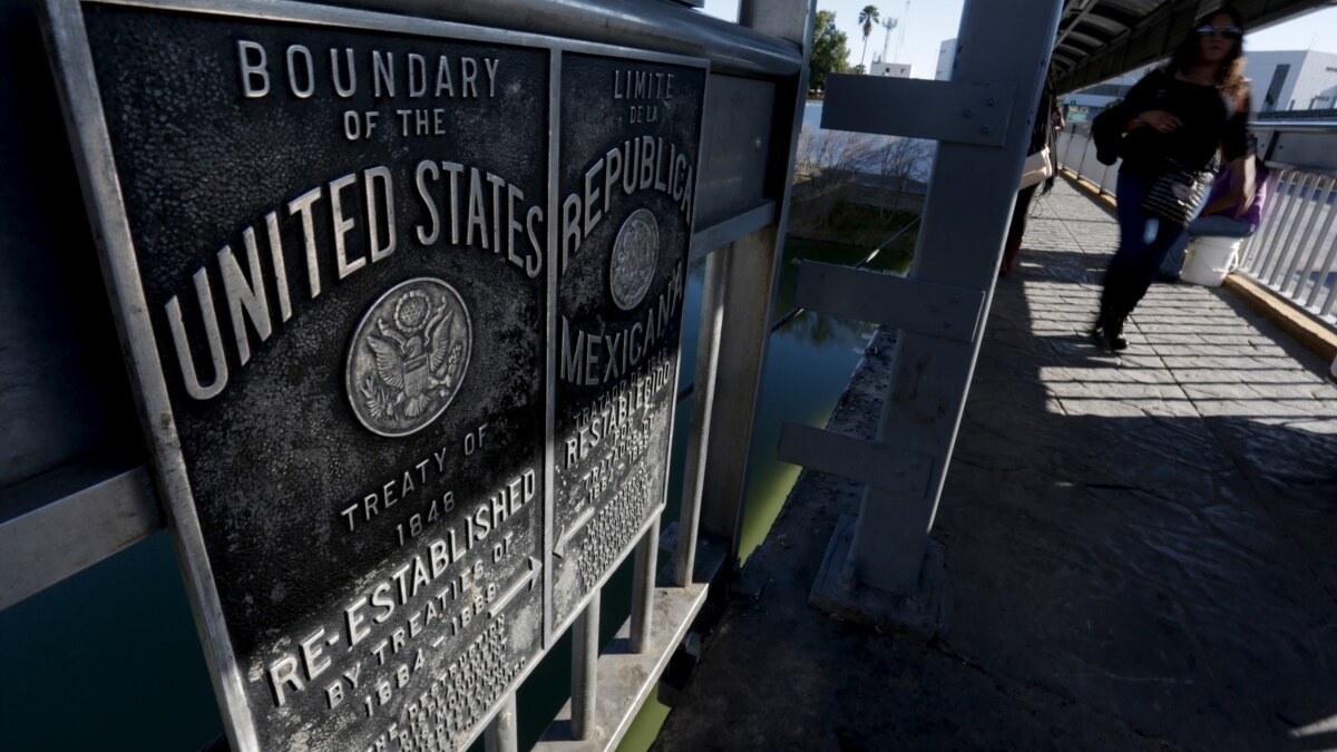 Cubans Face Same Deportation Risks as Others