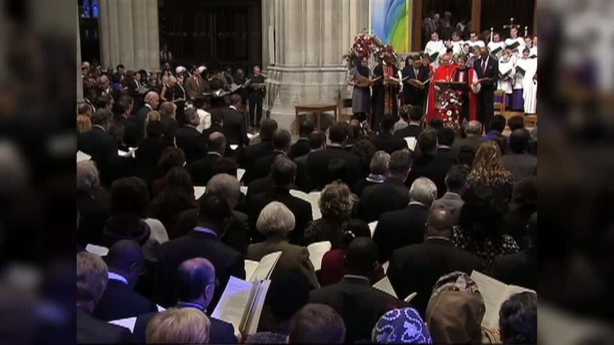 Obama Attends Interfaith Inaugural Prayer Service