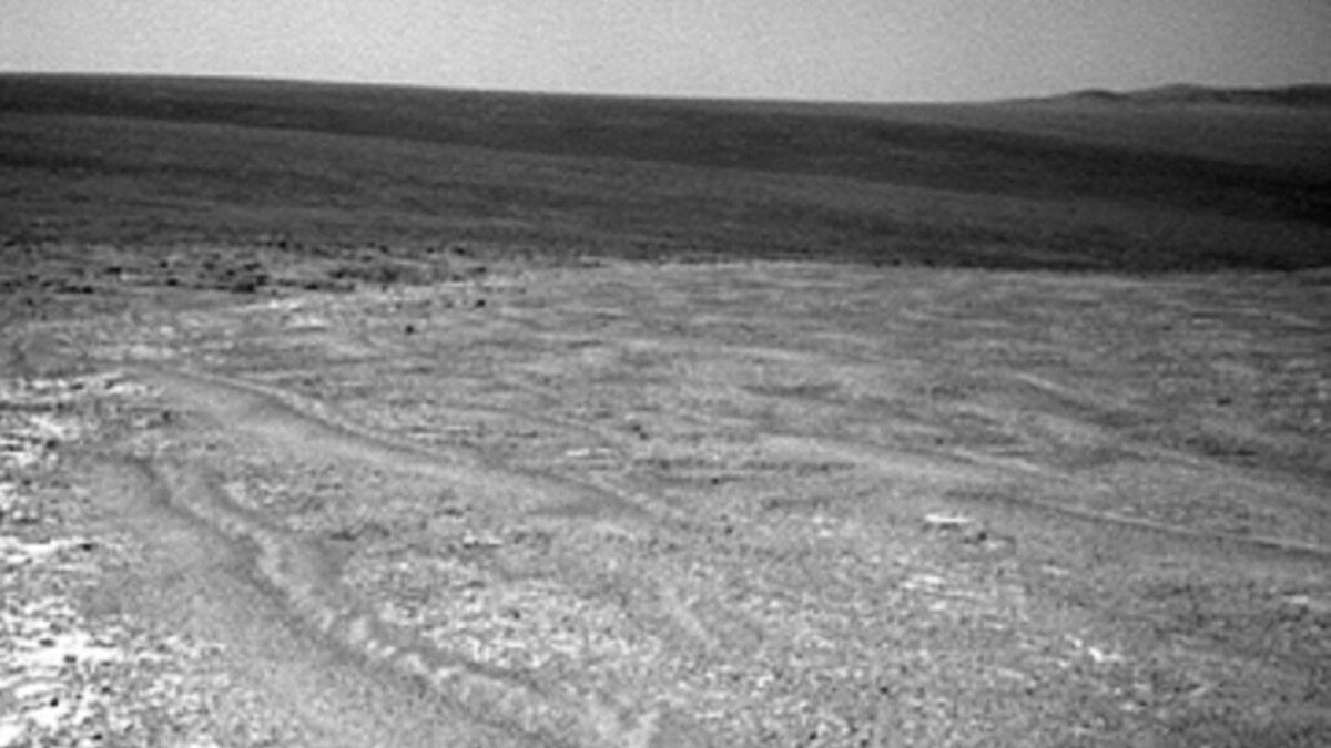 NASA Rover Finds New Evidence Water Once Flowed on Mars