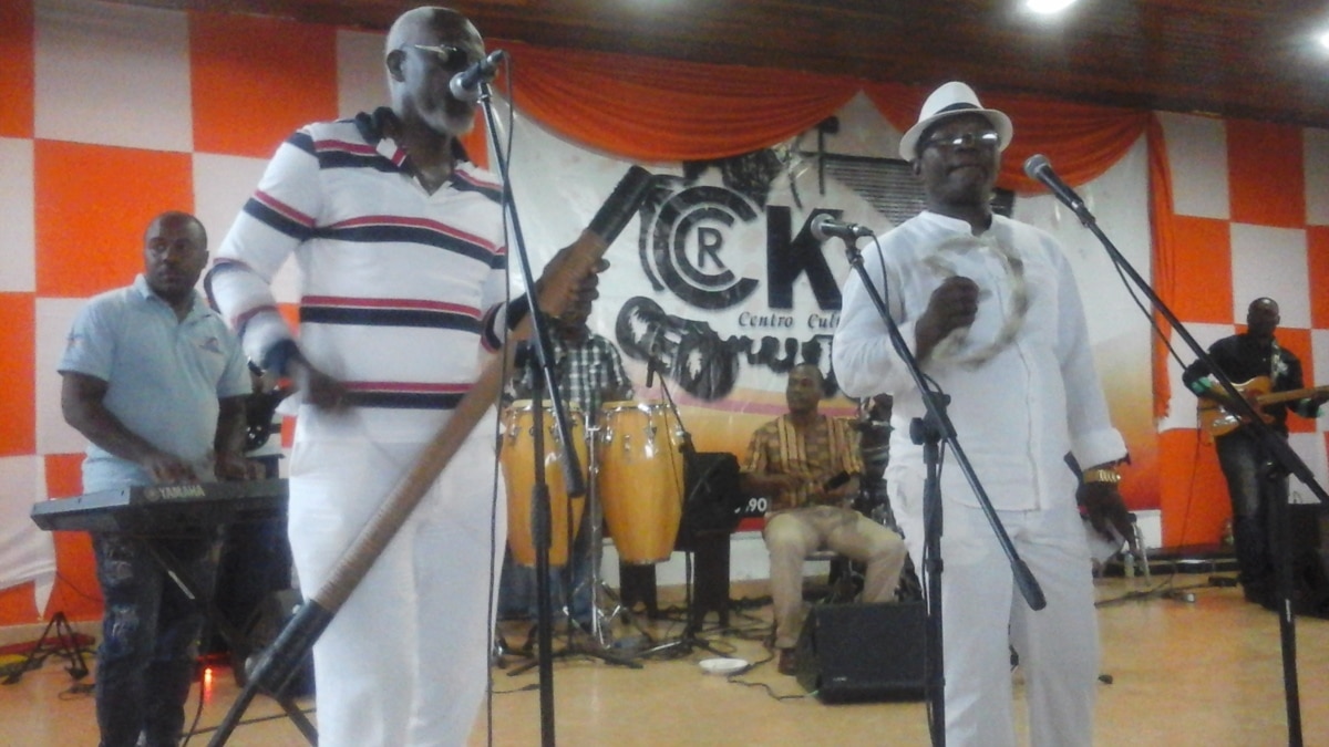 Legado artístico angolano está a ser esquecido, dizem destacados músicos