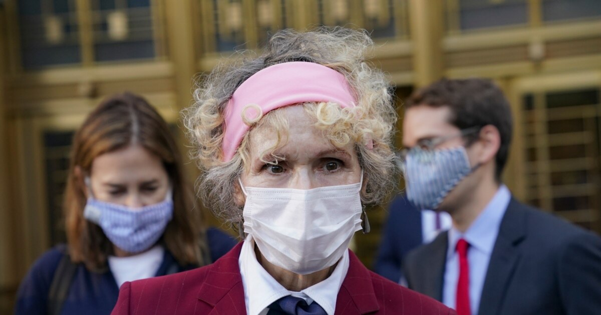 Judge: US Can't Replace Trump in Columnist's Slander Suit