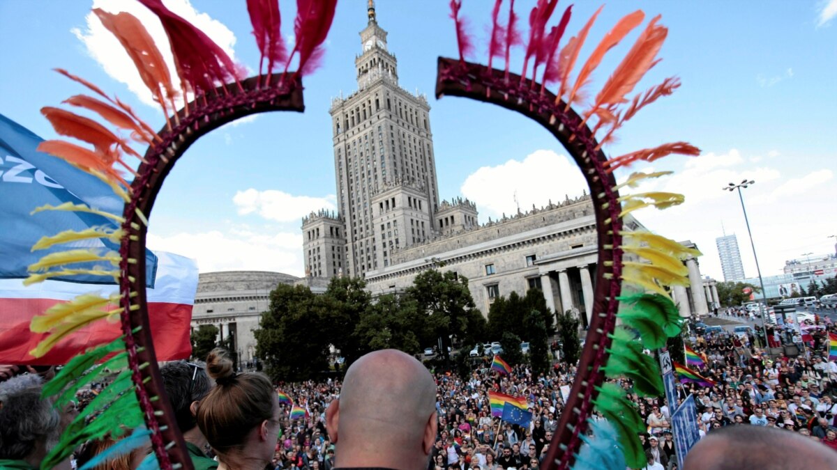 Trans Debate Rages Around World, Pitting LGBT+ Community Against Itself