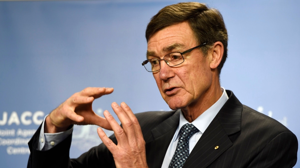 Suspected Black Box Signals Reacquired in MH370 Search