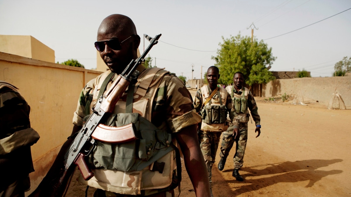 Mali Army Says 24 Soldiers, 17 Militants Killed in Attack on Northern ...