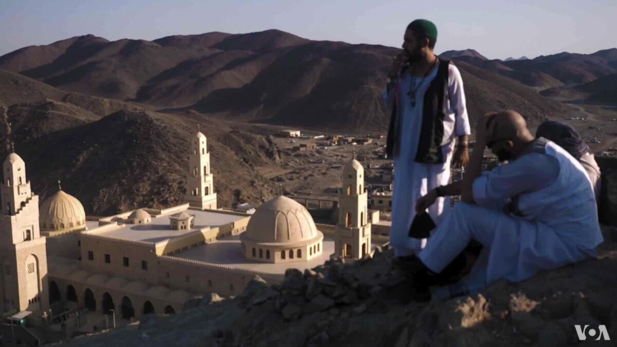 The Sufi Pilgrimage to Humaithera