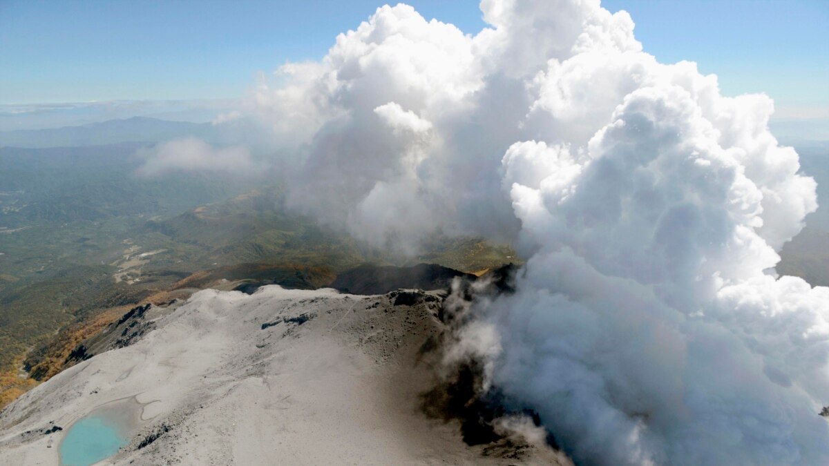 Death Toll from Japan Volcano Rises to 47