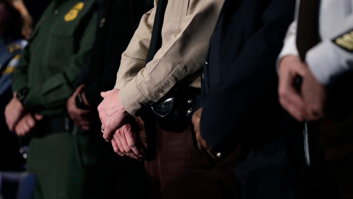 Super Bowl Security Includes Off-Site Screening, More Police