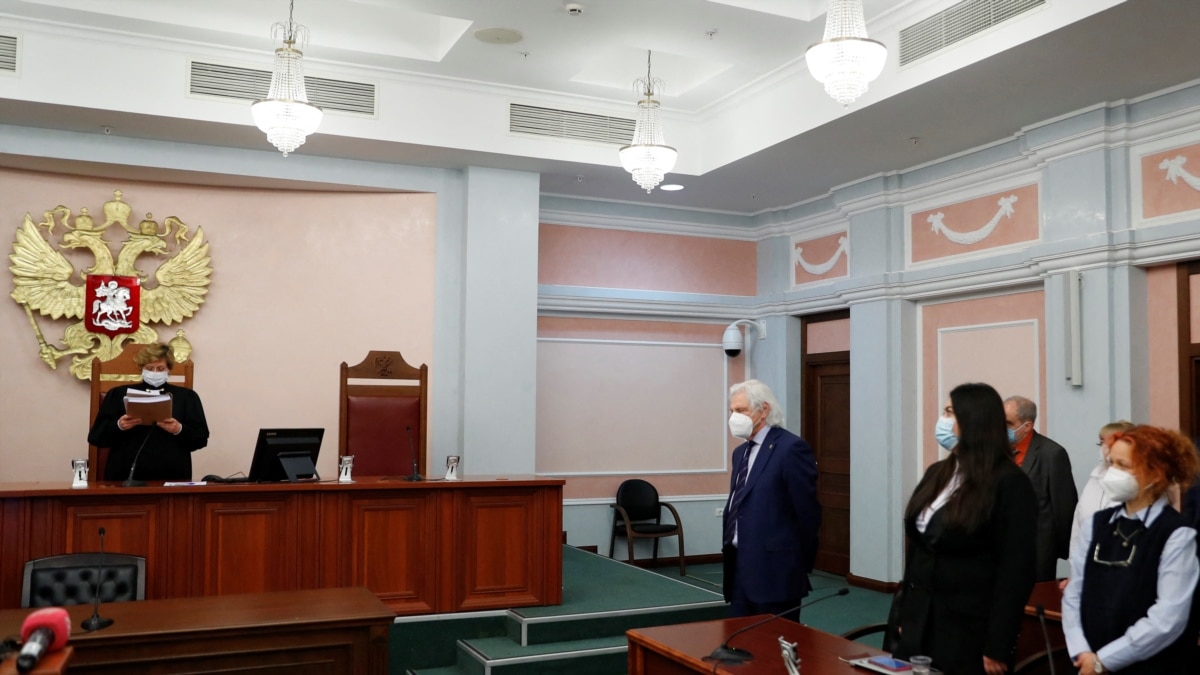 Russian Court Orders Prominent Rights Group to Shut Down