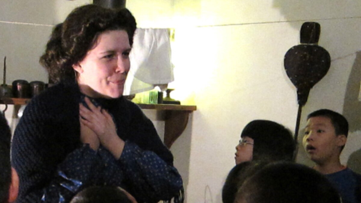 Lower East Side Tenement Museum Recreates Life in New York for ...