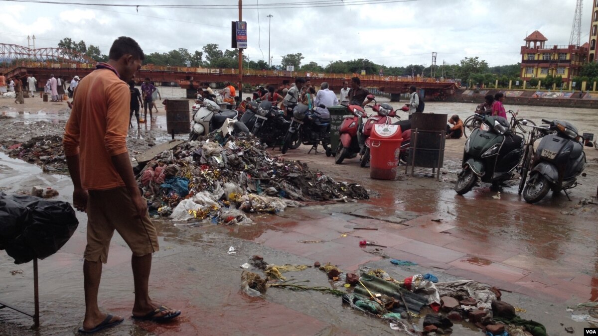 Indians Hope More Can Be Done to Clean Up the Ganges River