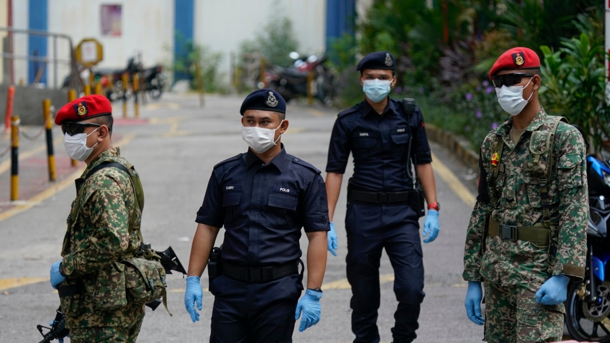 Malaysia Arrests Thousands Amid Coronavirus Lockdown Malaysia Arrests Thousands Amid Coronavirus Lockdown