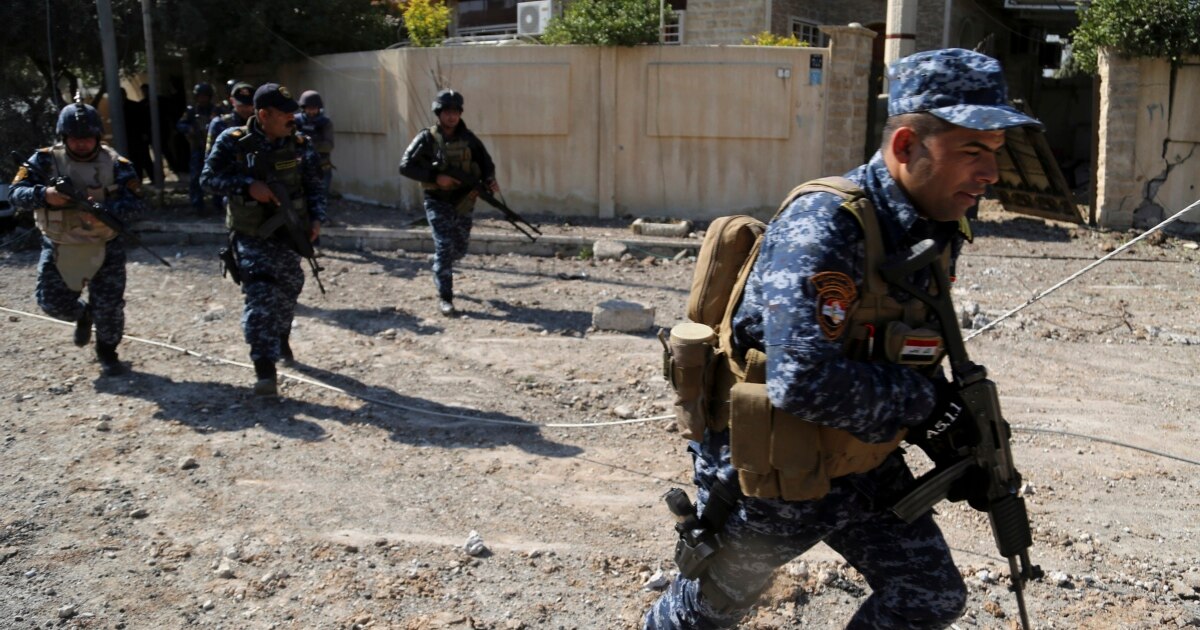 Iraqi Troops Seize Government Buildings in Western Mosul