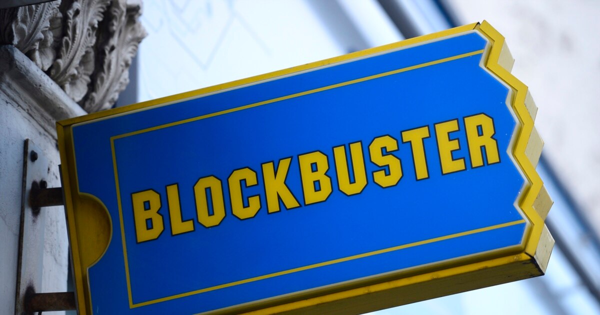 Netflix vuelve al pasado con Blockbuster