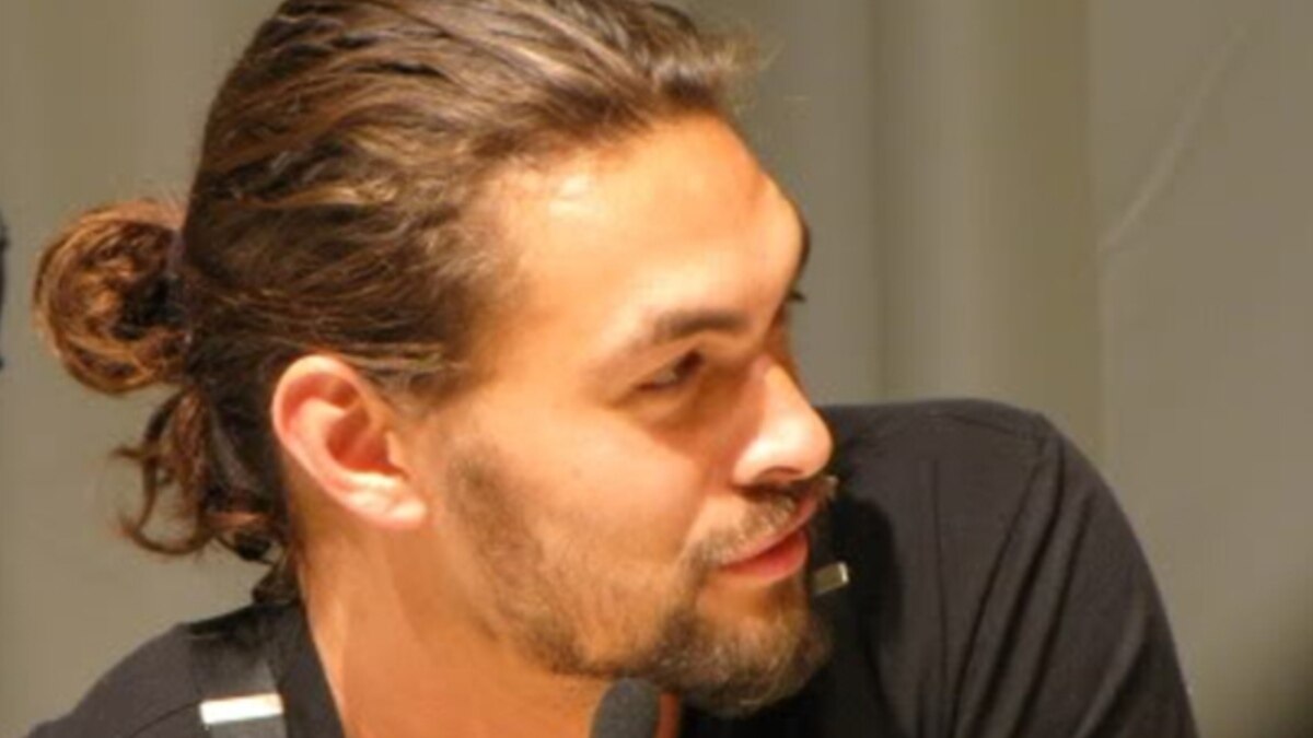 Manbun Fights With Dadbod For 'Word'