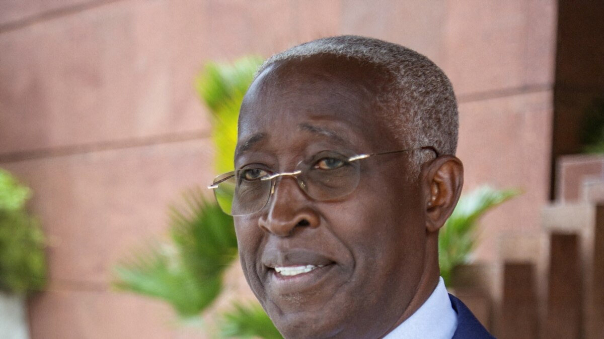 Gabon Unveils Transitional Government