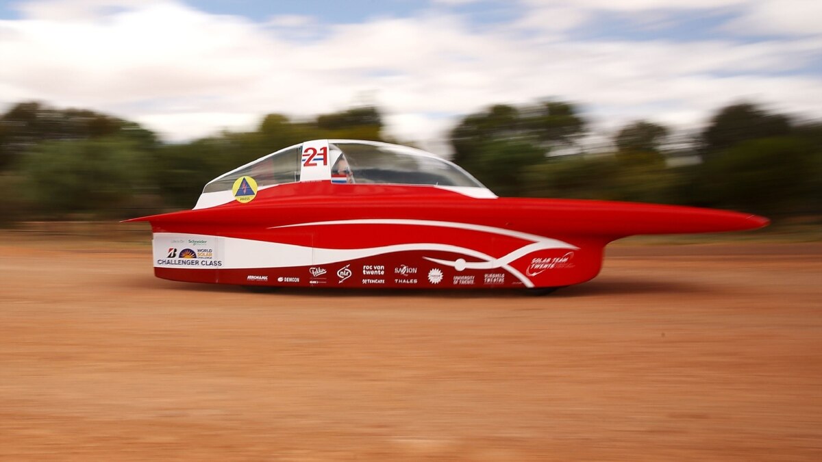 Dutch Team Wins 7th Australian Solar-Powered Car Race