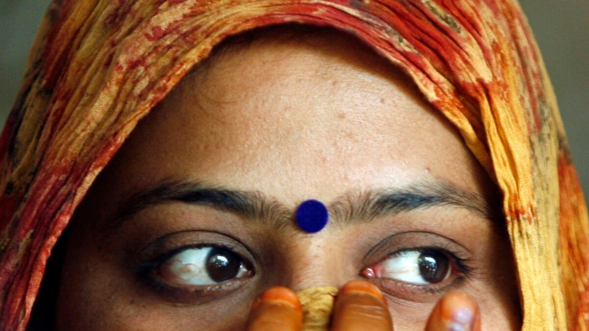 India’s Iodine-Carrying, ‘Life Saving’ Bindis Have Critics
