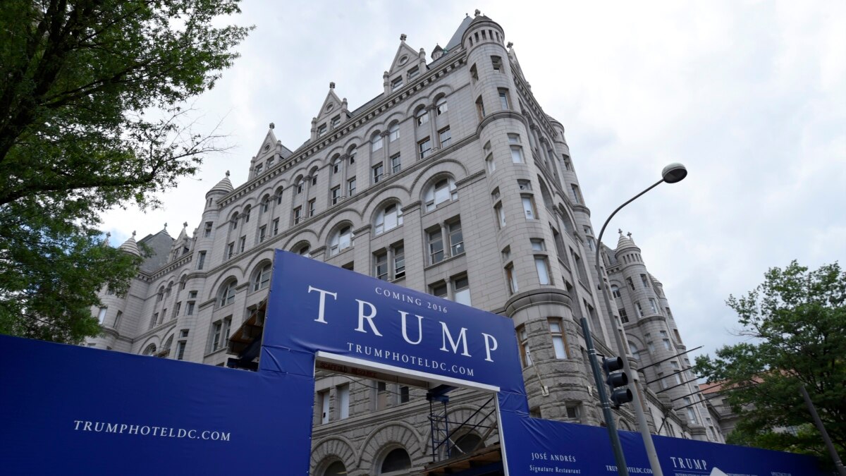 Lujoso hotel de Trump abre puertas en Washington