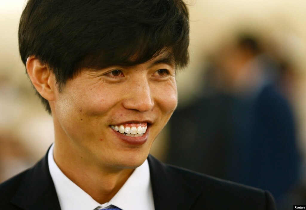 Shin Dong hyuk (Human Rights Activist) ~ Wiki & Bio with Photos | Videos