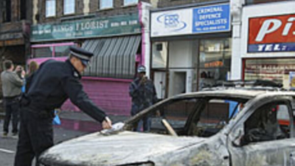 Riots Hit North London After Police Shooting
