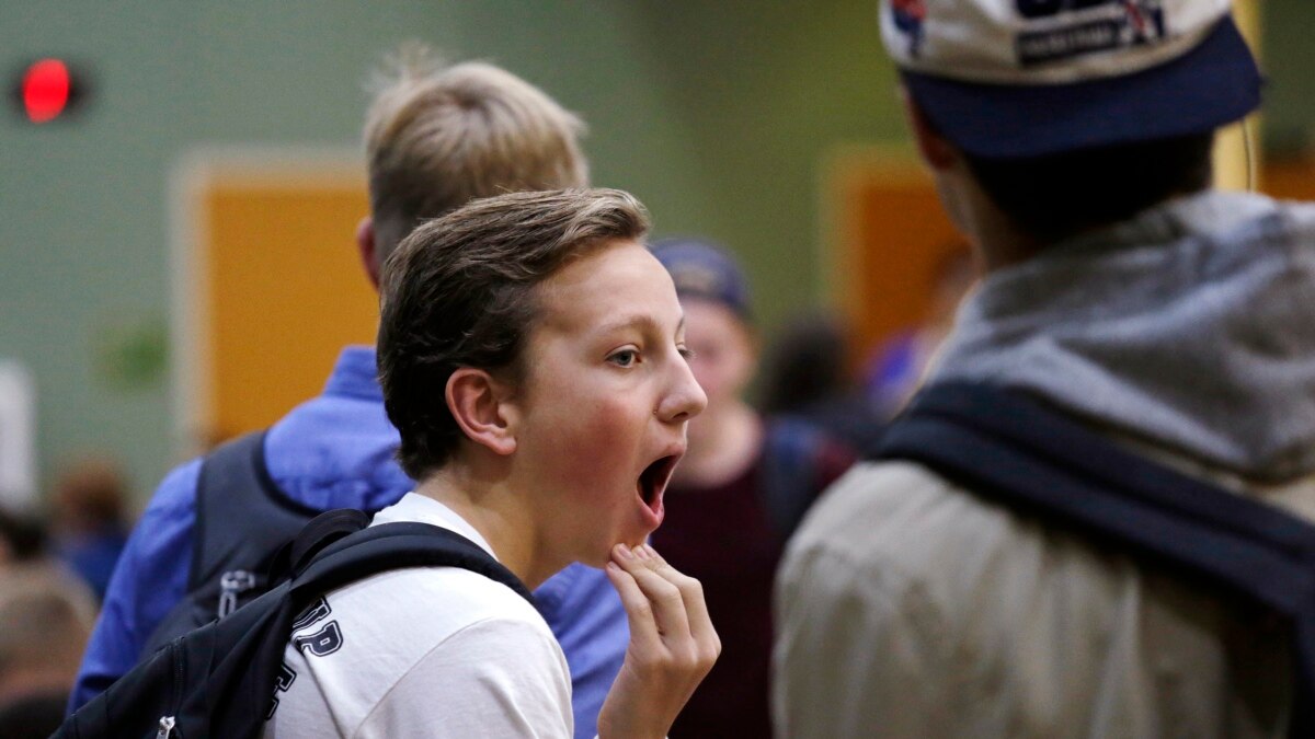 More US High Schools Adopt Later Start Times