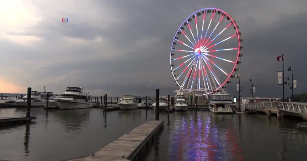 New Ferris Wheel Lights Up Washington DC Area
