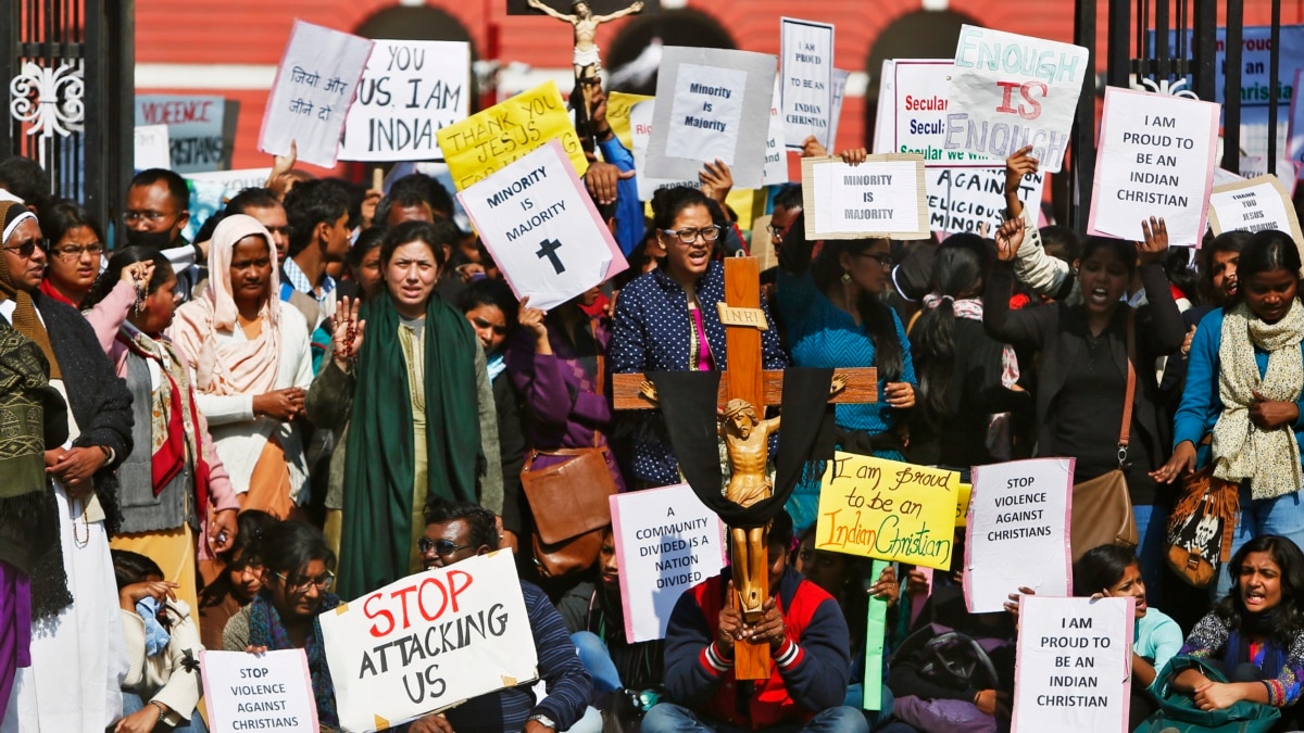 Christian Protesters Clash with Police in India's Delhi