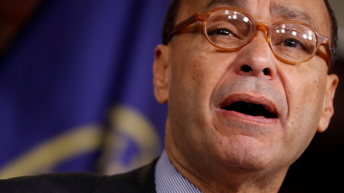 Chicago Congressman Hints He’ll Run for President
