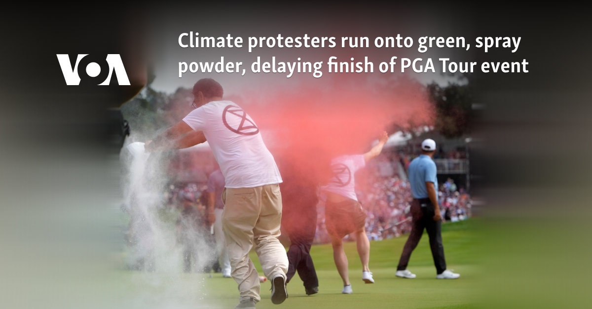 Climate protesters run onto green, spray powder, delaying finish of PGA ...