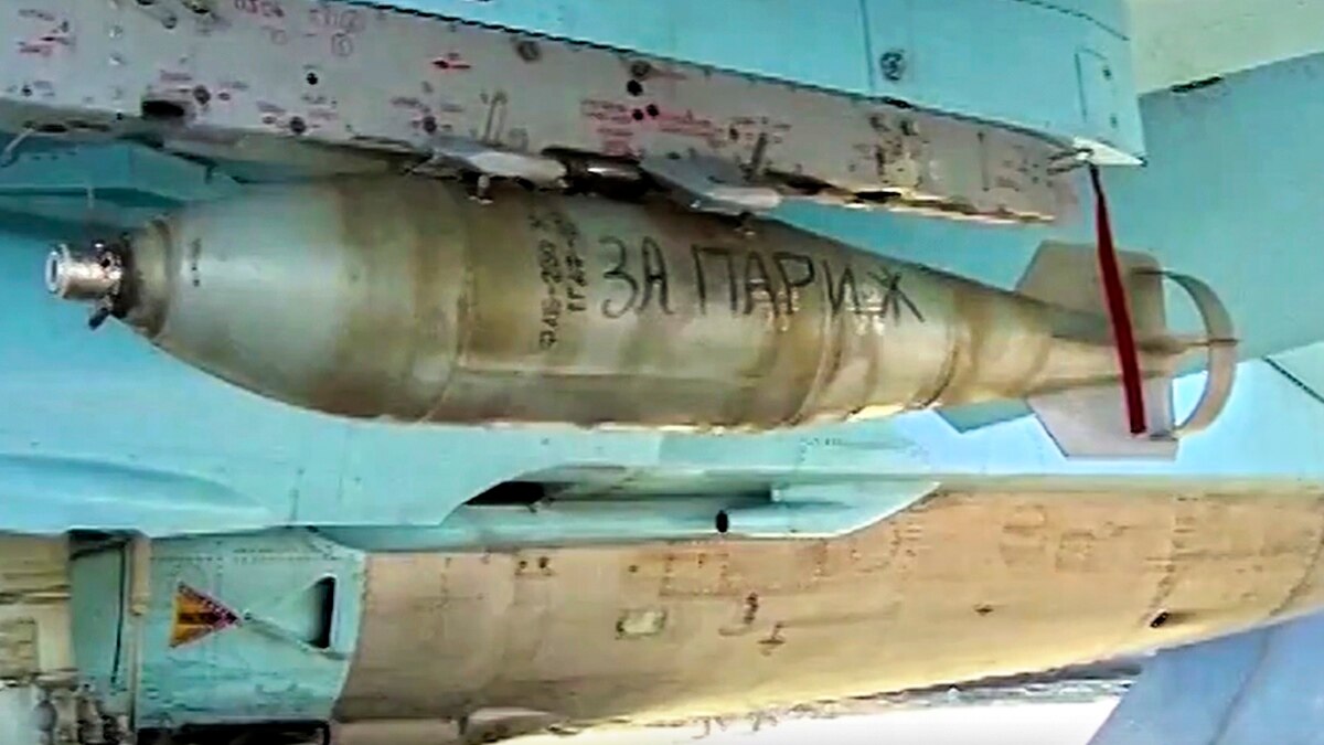 Russia Bombs Multiple IS Targets in Syria