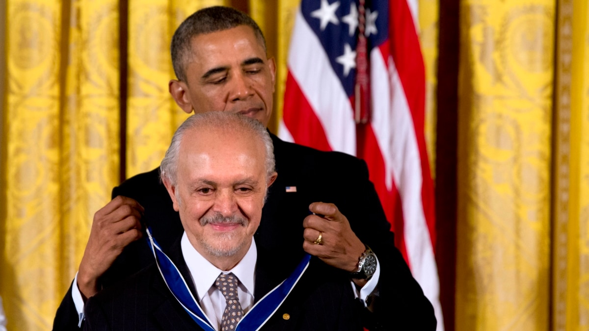 Obama Awards Presidential Medals of Freedom, Pays Tribute to JFK