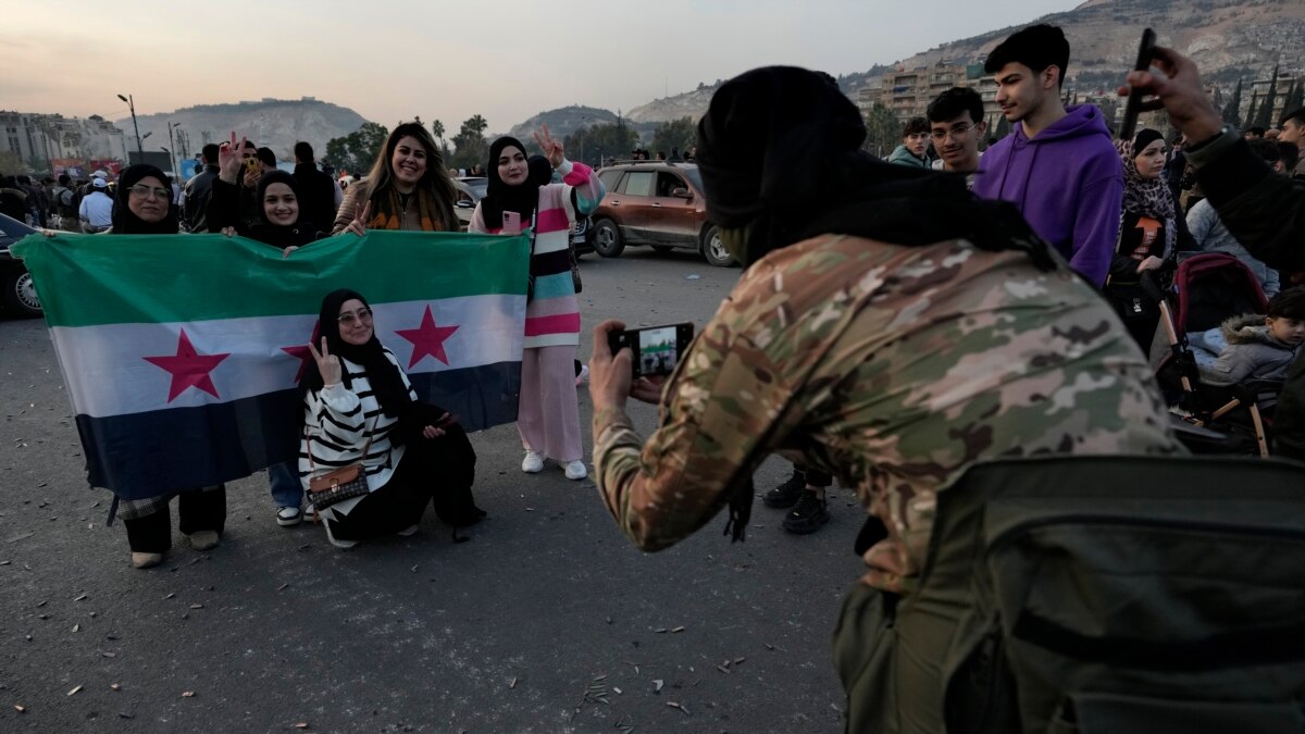 US wary of fissures, fragmentation as Syria looks to rebuild