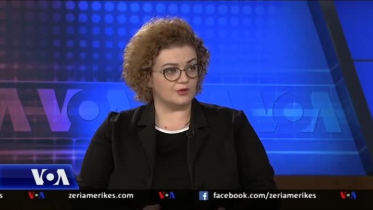Intervistë me kryetaren e Gjykatës Kushtetuese të Kosovës, Arta Rama ...