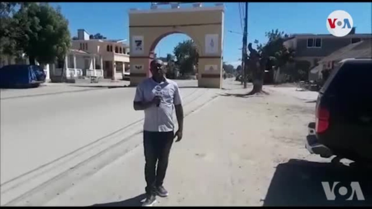 Prezidan Jovenel Moise anonse tout peyi a ap gen kouran elektrik avan ... Prezidan Jovenel Moise anonse tout peyi a ap gen kouran elektrik avan ...