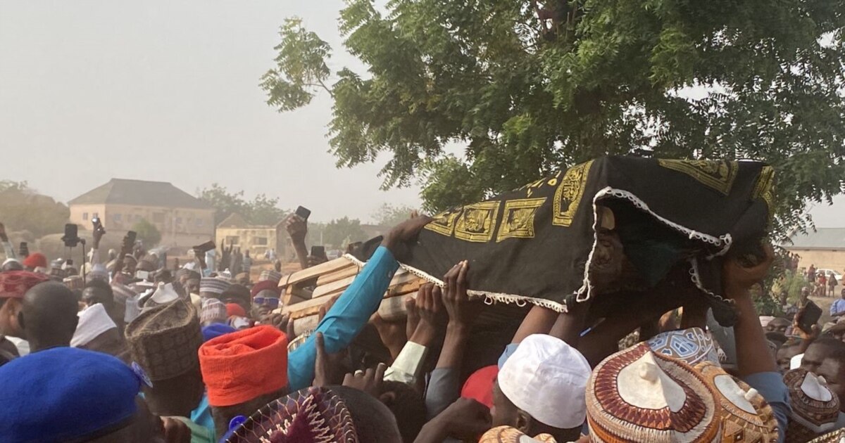 Manyan Sarakuna, Sauran Magabata Da Dubban Mutane Ne Suka Halarci Jana ...
