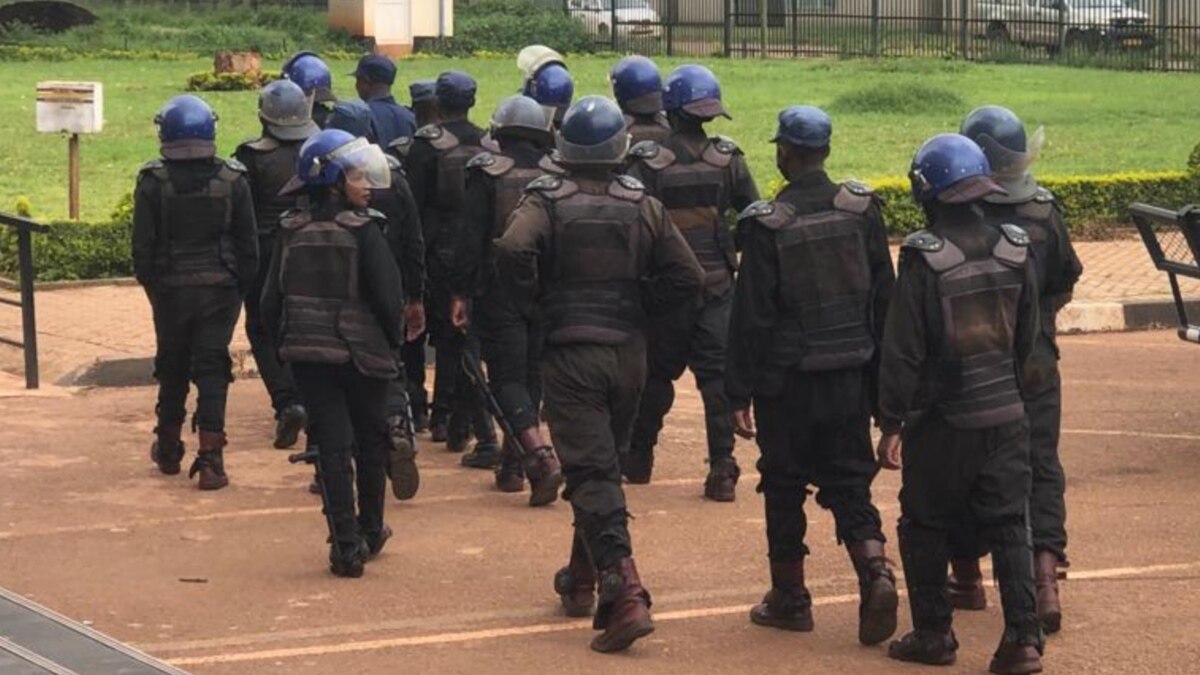 Mapurisa kuChinhoyi Anorambidza Nhengo dzeCCC Kuungana Dzichirangarira ...