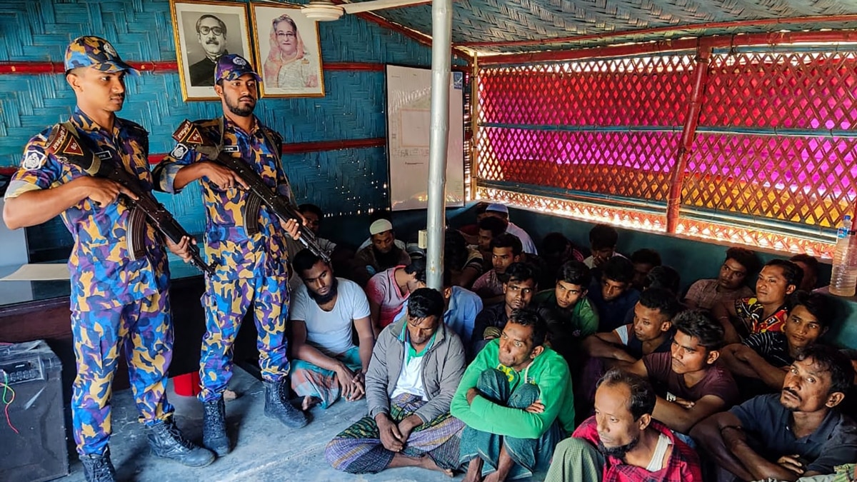 HRW: Rohingya Refugees Suffer Widespread Police Abuse
