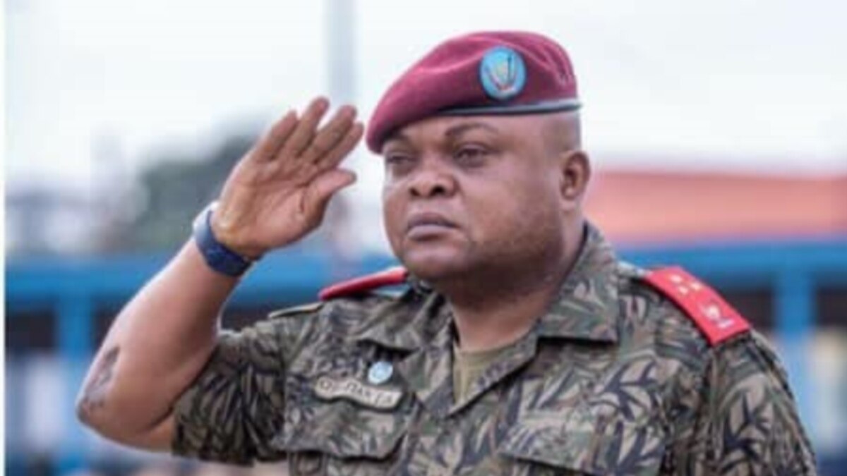 Tshisekedi atie général Tshiwewe bo' mokambi ya mampinga ma RDC