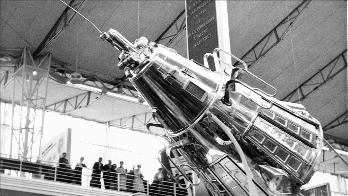 Du Spoutnik-1 au Spoutnik V: quelques prouesses scientifiques russes