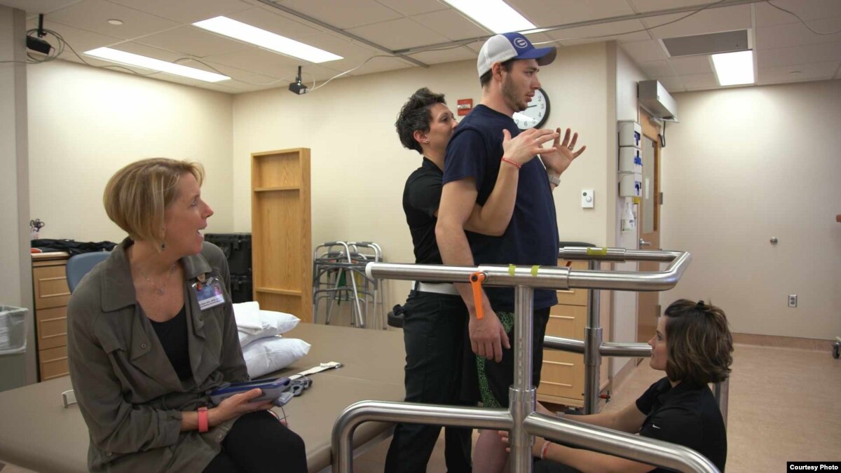 Electrical Stimulation Allows Paralyzed Man to Move Legs