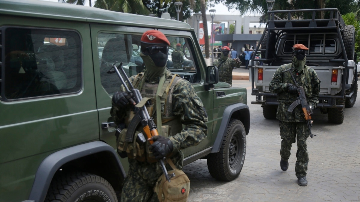 Daybreak Africa: Tension as gunfire erupts near Guinea's presidential ...