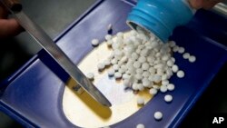 Direktor farmaceutske kompanije: "Moralna obaveza" da se poveća cena leka