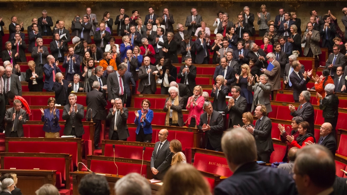 French Parliament Debates Bill to Empower Spies