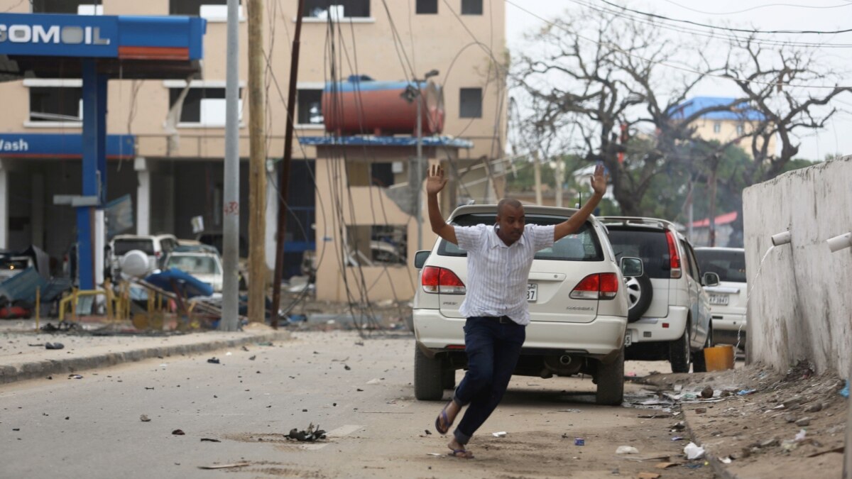 15 Killed in Terrorist Siege of Mogadishu Hotel