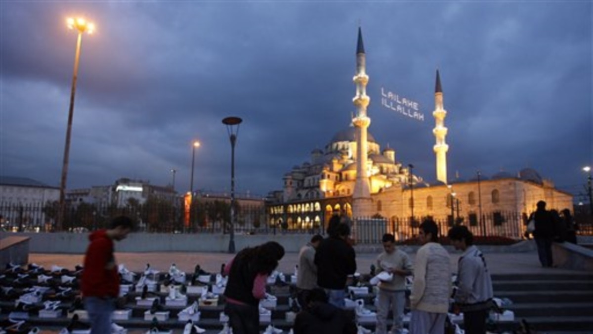 Stambolli, destinacion popullor turizmi